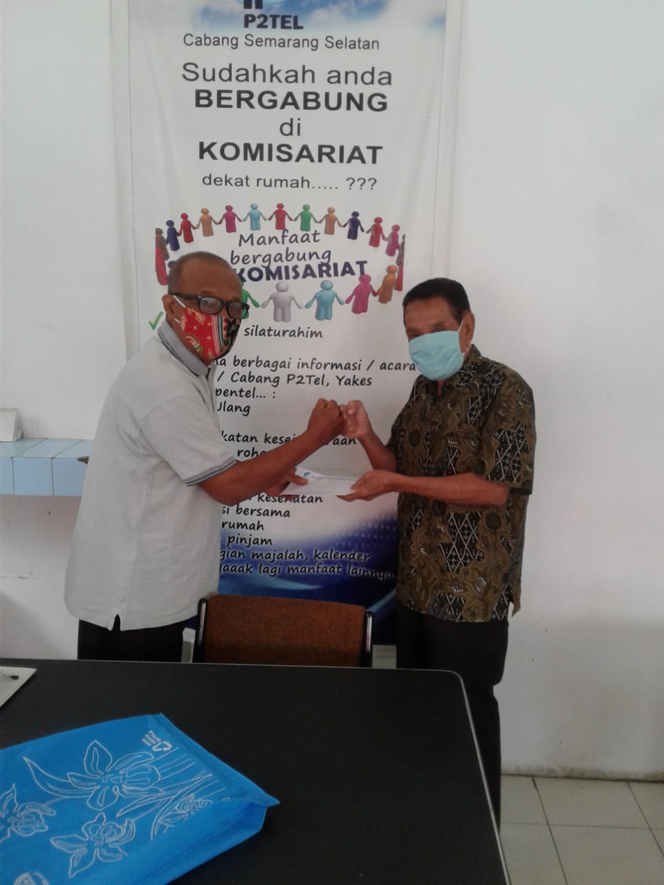 PC Semarang Selatan Serahkan Dakem Kepada AW Bp Soediyanto Dan Ibu Sumiyati – P2Tel