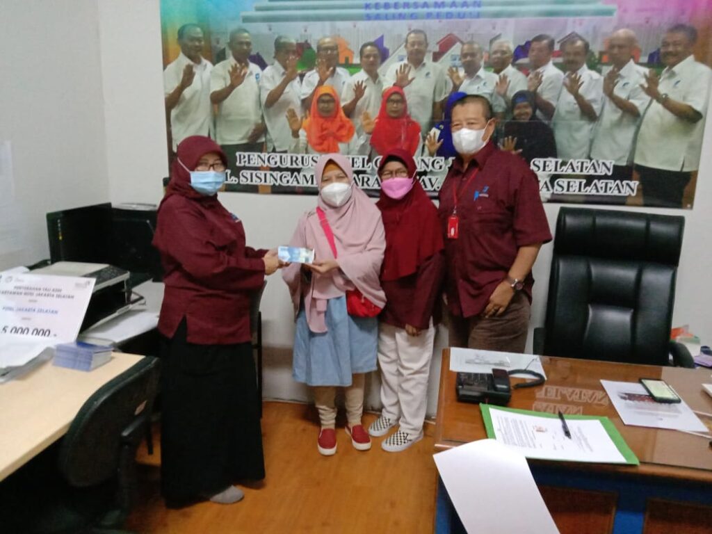 P2Tel Cab Jakarta Selatan Serahkan Pinjaman Modal Dari Zakatel Utk Dua PMP – P2Tel