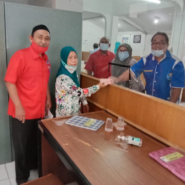 PC Medan Dua Menyerahkan Dakem Kpd AW 2 PMP – P2Tel