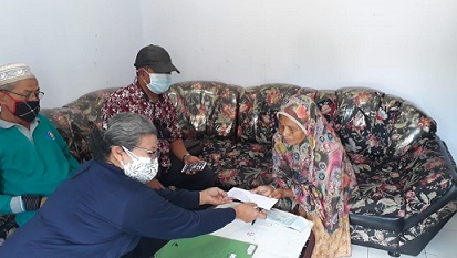 PC P2TEL Jember Menyerahkan Dakem Kpd AW 3 PMP Dan Satu SK Janda – P2Tel