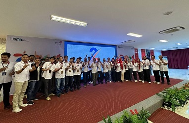 PC Makassar Menerima Tali Asih-Dlm Rangka HUT Sekar – P2Tel